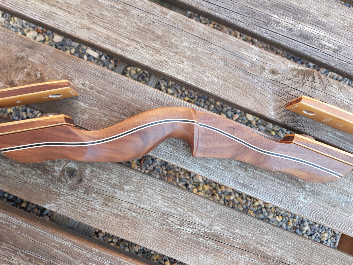 Bodnik Bows Bearpaw Mohawk RH Nussbaum Wurfarme Bambus – Bogensport ...